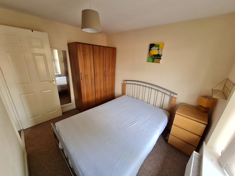 'Looking for a housemate ! ' Room to Rent from SpareRoom