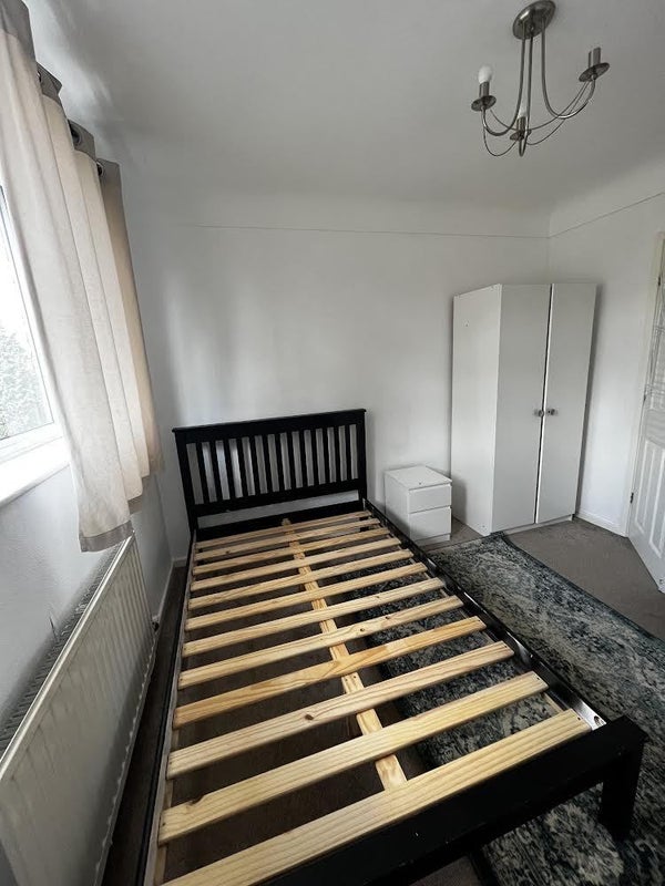 '3x3m double room in Sale - 3 min to tram stop' Room to Rent from SpareRoom