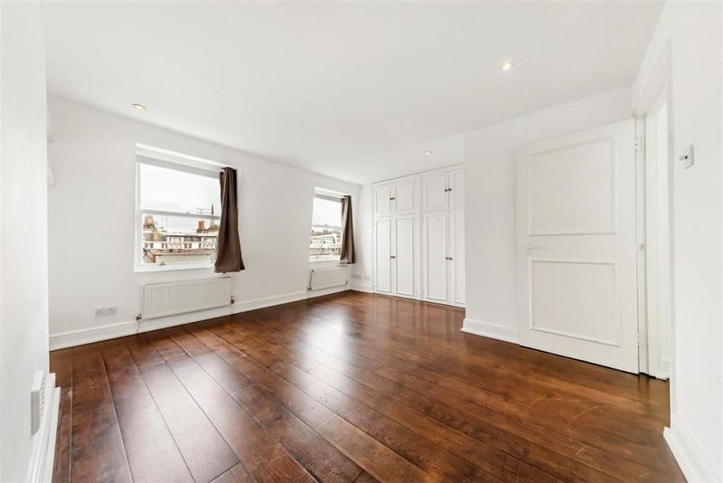 'Top Floor Maisonette for Tenancy Take-Over ' Room to Rent from SpareRoom