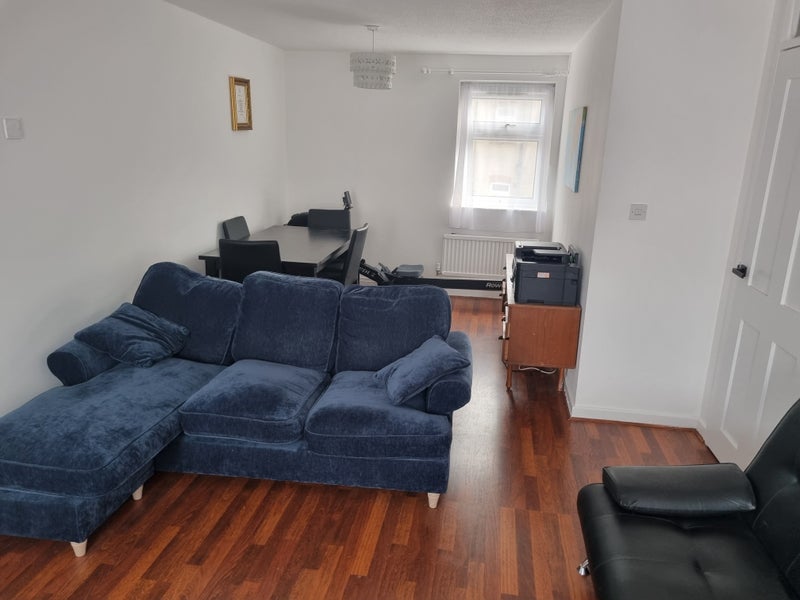 'Nice Flat' Room to Rent from SpareRoom