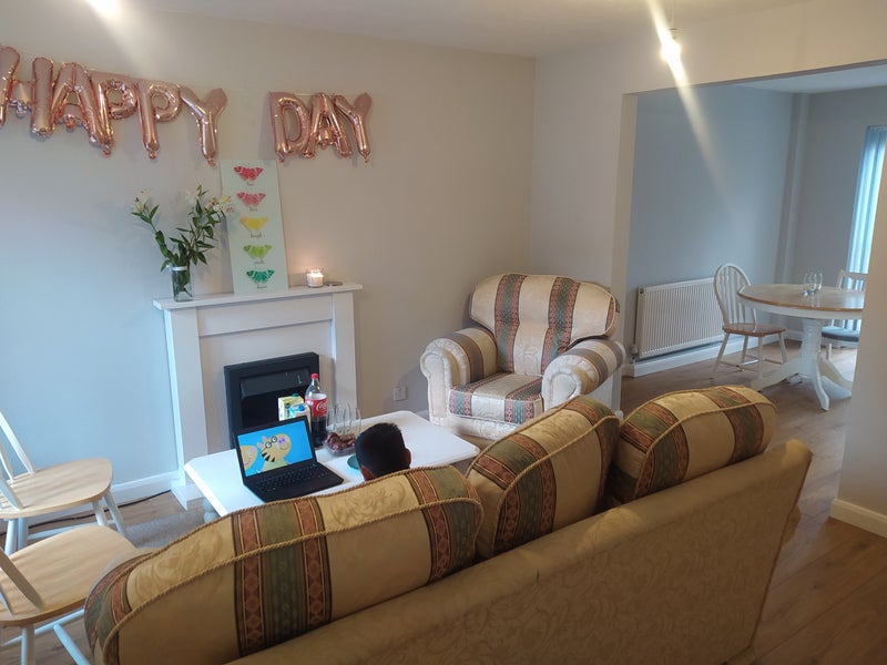 'Double bedroom short stays only for 2 weeks' Room to Rent from SpareRoom
