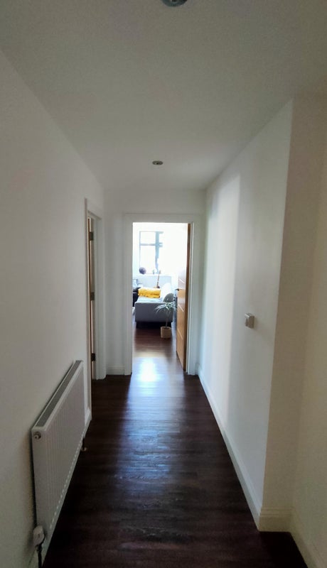 'Large En Suite Double Room in Hoxton' Room to Rent from SpareRoom