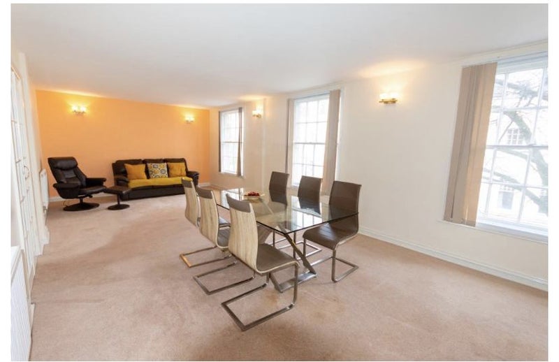 '11 Dunraven House, Westgate Street, CF10 1DL' Room to Rent from SpareRoom