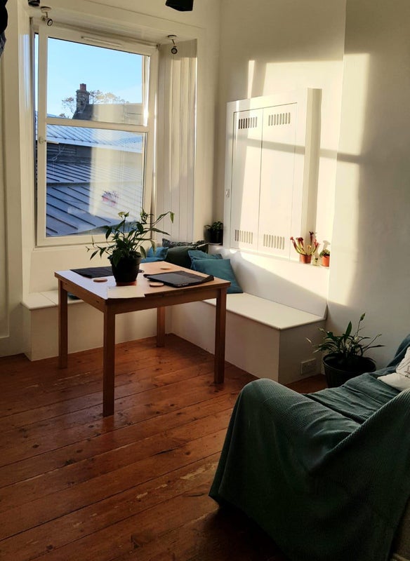 'Small Double Room Available near Meadows' Room to Rent from SpareRoom