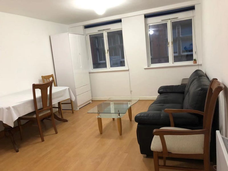 'Single Room In Manchester City Center For Summer' Room to Rent from ...