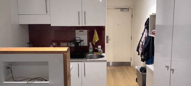 'Postgrad Studio Flat at Gradpad Wood Lane Studios' Room to Rent from ...