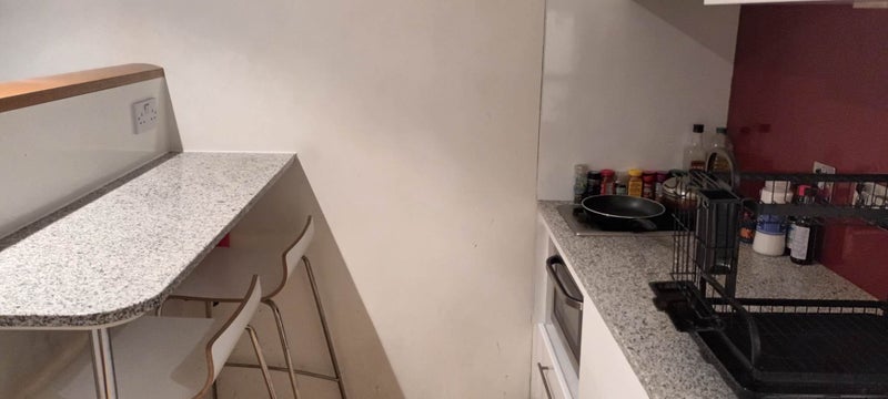 'Postgrad Studio Flat at Gradpad Wood Lane Studios' Room to Rent from ...