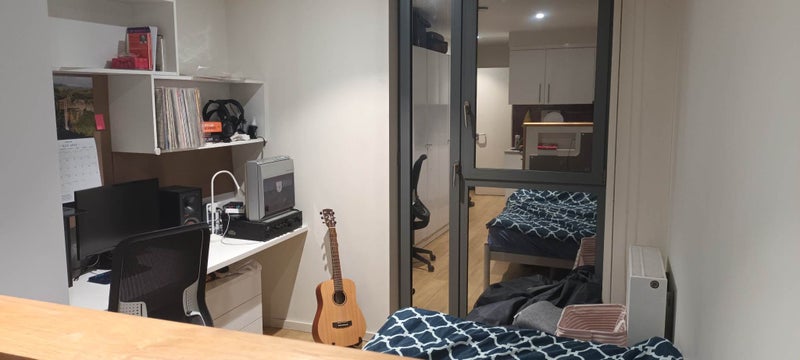 'Postgrad Studio Flat at Gradpad Wood Lane Studios' Room to Rent from ...