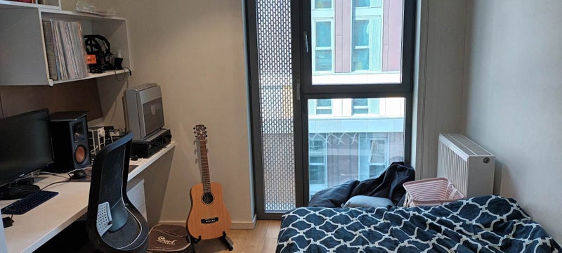 'Postgrad Studio Flat at Gradpad Wood Lane Studios' Room to Rent from ...