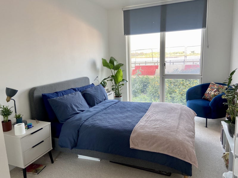 'Bright room for ONE MONTH let' Room to Rent from SpareRoom