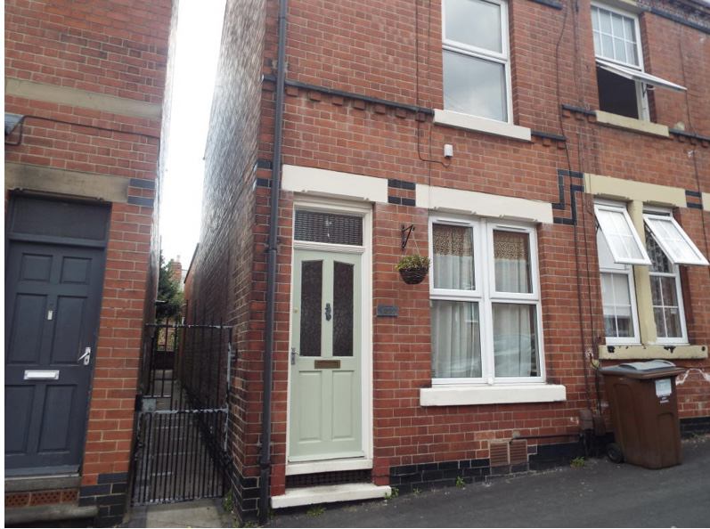 'Lovely, homely 2 bed terrace' Room to Rent from SpareRoom