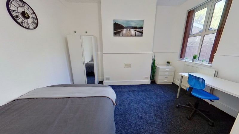'Double Rooms in Male House Share.' Room to Rent from SpareRoom
