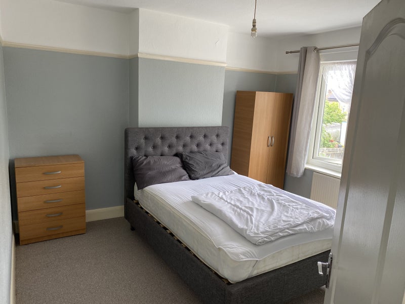 'Spacious Double Room to Rent ' Room to Rent from SpareRoom