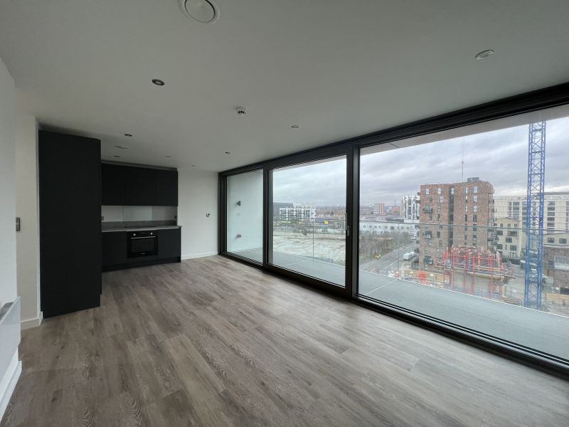 'Oxygen Tower 2b2b to Let! Don't miss it!' Room to Rent from SpareRoom