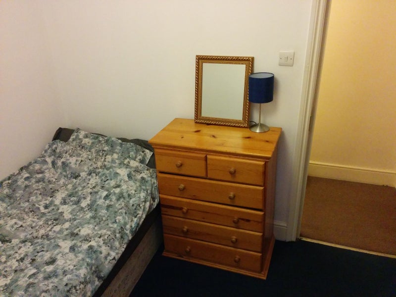 '*Spacious single room to rent' Room to Rent from SpareRoom