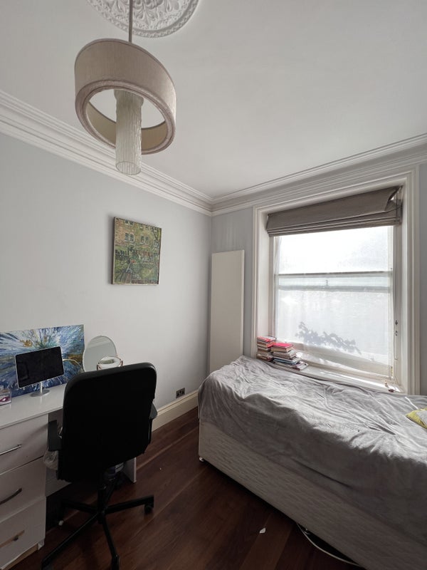 'Delightful large single room in West Hampstead' Room to Rent from ...