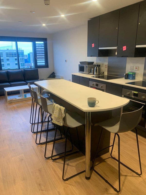 'Unite Student- Hayloft Point- Room ensuite' Room to Rent from SpareRoom