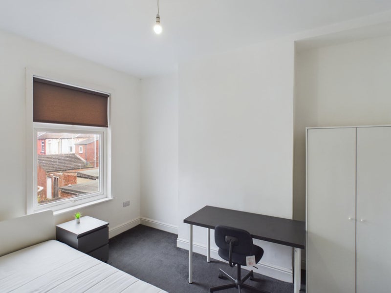 'Student Rooms in Shared House TS1. ' Room to Rent from SpareRoom