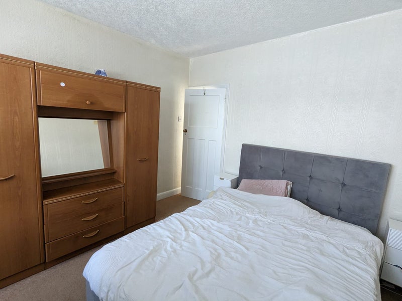 'Large Double Room In Collier Room To Rent ' Room to Rent from SpareRoom