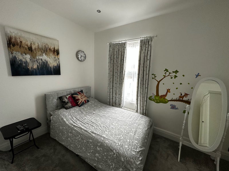 'Cute Medium Size Room for Rent ' Room to Rent from SpareRoom