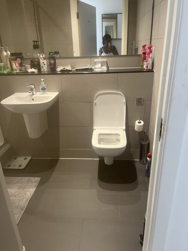 'Double En-Suite Room Available In Vox!' Room to Rent from SpareRoom