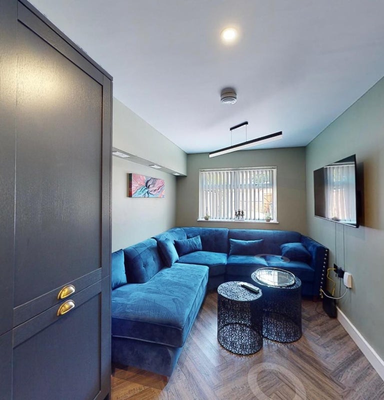 'Luxury 5-Studios to Rent in Coventry Available Now' Room to Rent from ...