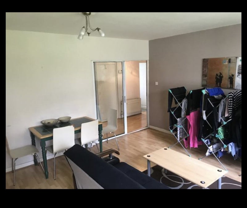 'Large Double Room - £700 Bills Included!' Room to Rent from SpareRoom