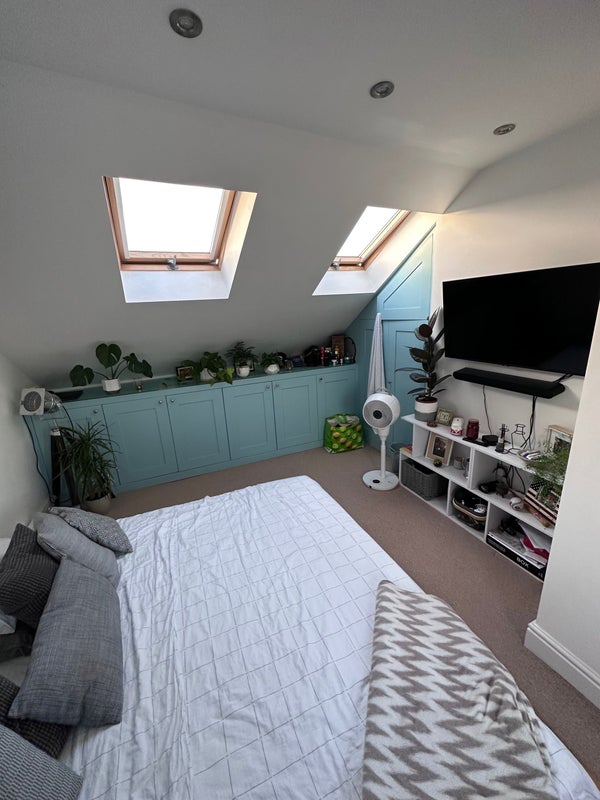 'Stylish Master Bedroom in Beautiful Maisonette!' Room to Rent from ...