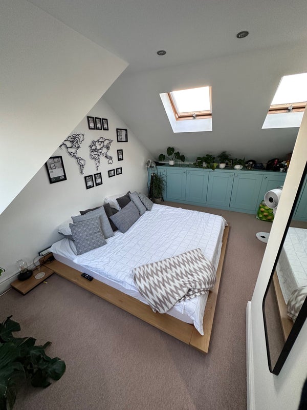 'Stylish Master Bedroom in Beautiful Maisonette!' Room to Rent from ...