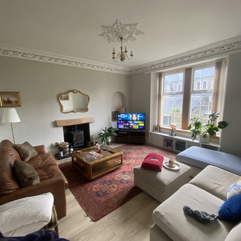 '*room has been filled pending background checks**' Room to Rent from ...