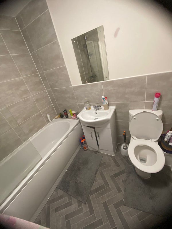 'Room to rent near University of Nottingham' Room to Rent from SpareRoom