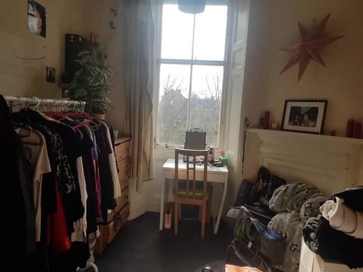 'Bedroom to Let in Gorgeous Marchmont Flat!' Room to Rent from SpareRoom