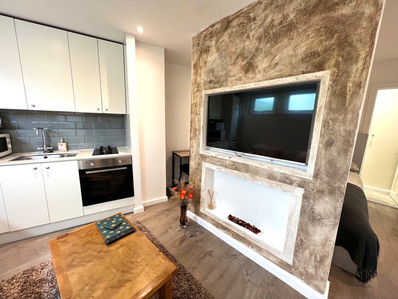 'Studio Flat for Students ' Room to Rent from SpareRoom