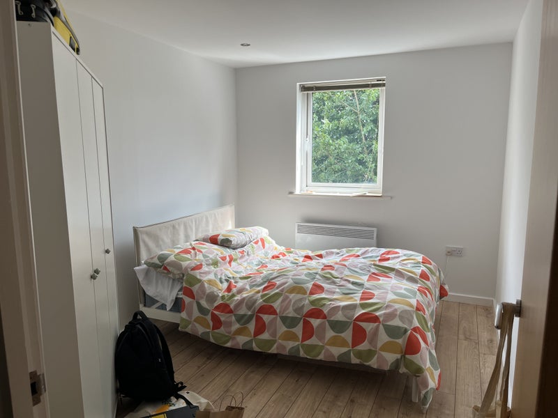 '1 Room to rent in 2 Bed aparment' Room to Rent from SpareRoom