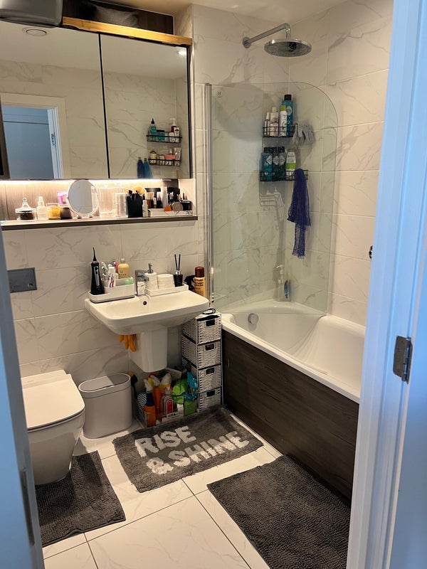 'Room with own bathroom available in October' Room to Rent from SpareRoom