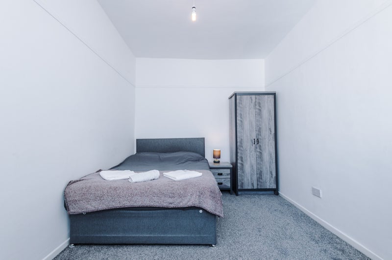 '**One Room Now Available**' Room to Rent from SpareRoom