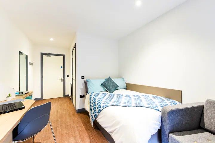 'En-suite studio fully furnished bills included ' Room to Rent from ...