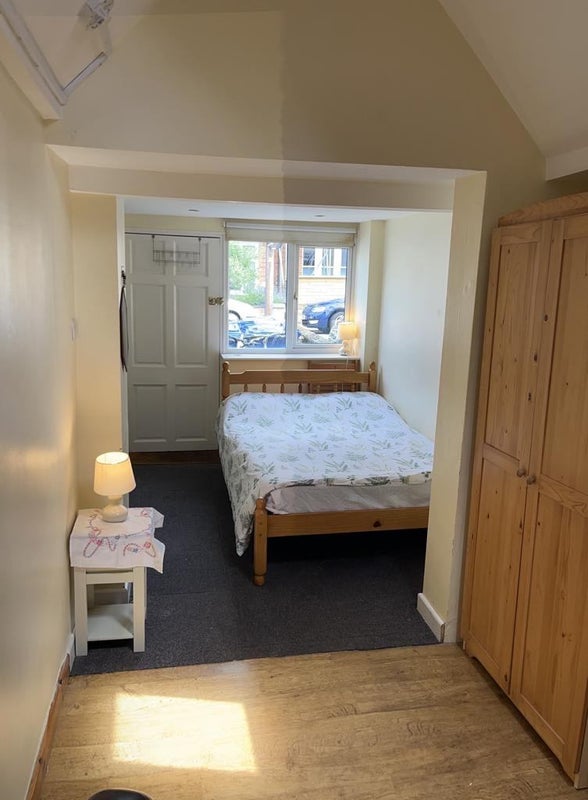 'Apartment in quiet shared house near city centre' Room to Rent from ...