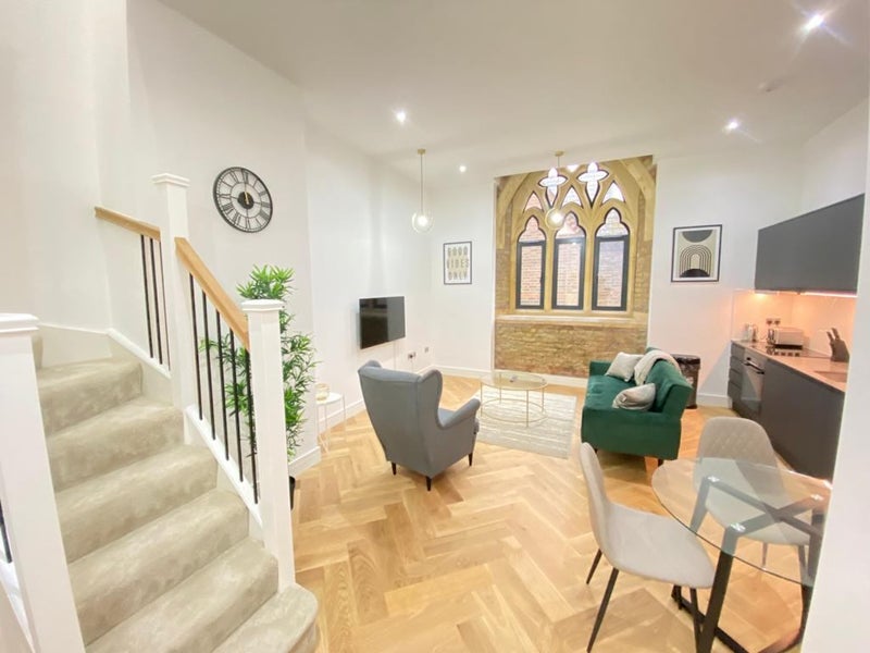 '2 Bed Flat in Poplar' Room to Rent from SpareRoom