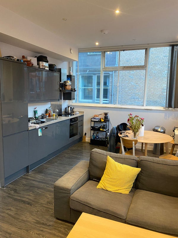 'Ensuite Double available in Liverpool City Centre ' Room to Rent from ...