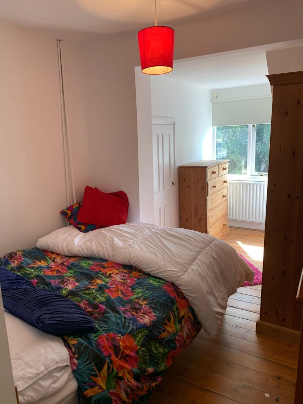 'Double Room available for single occupant' Room to Rent from SpareRoom