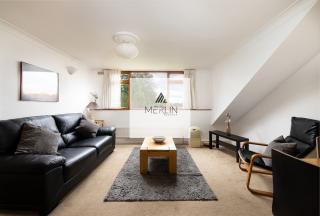 'One Double Bedroom Flat - Spacious Living Area ' Room to Rent from ...