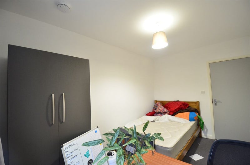 'One Room Left - Elmdon Road' Room to Rent from SpareRoom