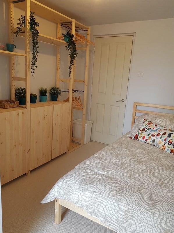 'Private Garden Room With Private Access ' Room to Rent from SpareRoom