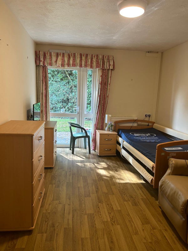 '*Last few left* Cosy low cost rooms in Winchester ' Room to Rent from ...