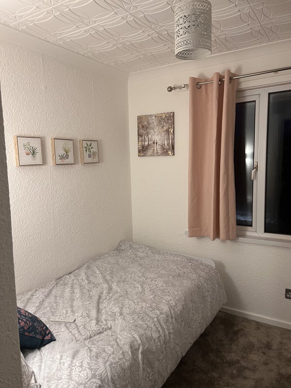 'Beautiful single room, Newly renovated House,' Room to Rent from SpareRoom
