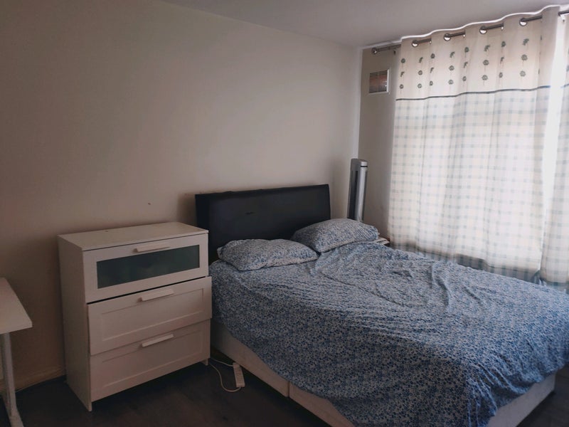 'Female Lodger required - large double room' Room to Rent from SpareRoom