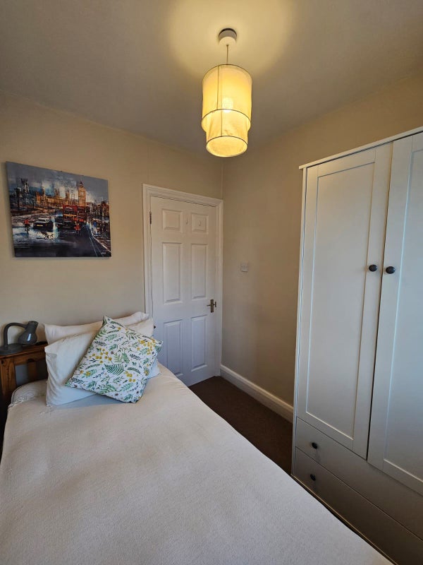 'Single room for rent in Hounslow. ' Room to Rent from SpareRoom