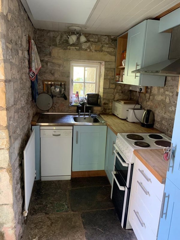 'Batcombe - Stone Cottage - available 15/11/2023' Room to Rent from ...