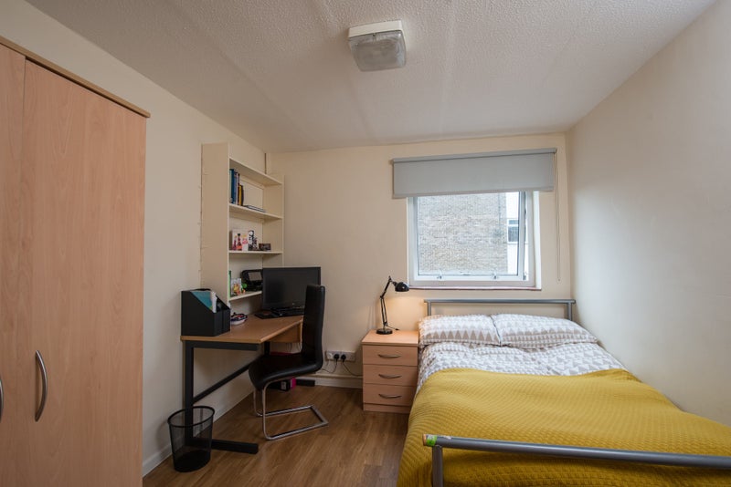 'Purpose Built Student Accommodation Available' Room to Rent from SpareRoom